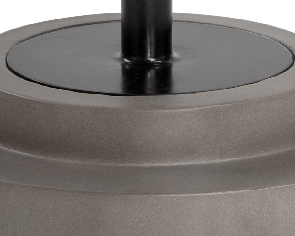 Outdoor Dining Tables – Sunpan Trading & Importing, Inc.