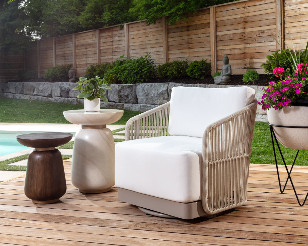 Outdoor Armchairs & Lounge Chairs – Sunpan Trading & Importing, Inc.